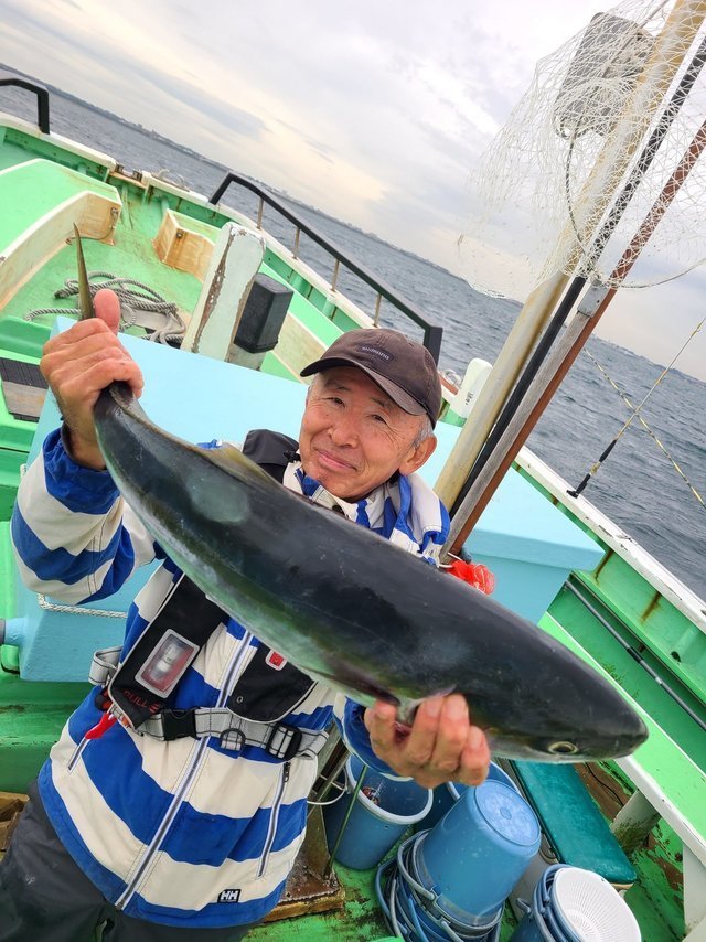 【釣果速報】神奈川県ちがさき丸で多彩な魚種がお目見え!マダイ・ワラサ・イシダイなど良型続々の好釣果! 釣りまとめアンテナ