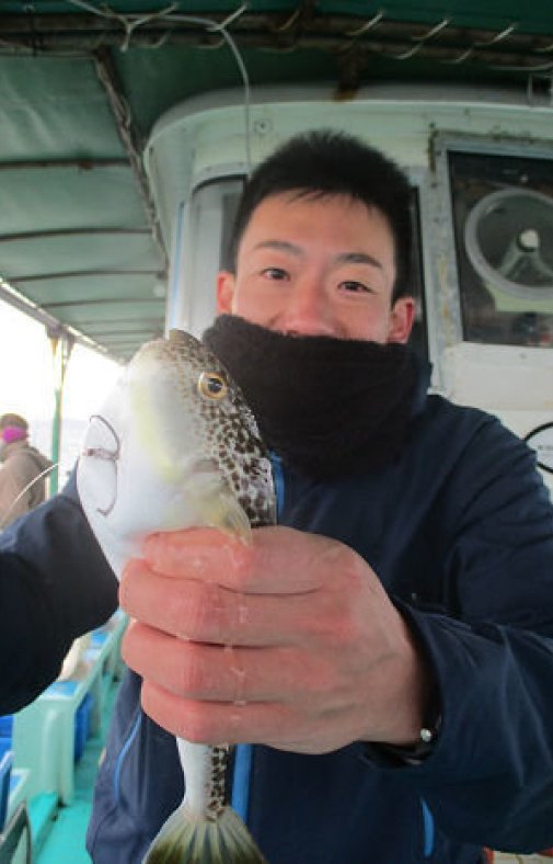 【釣果速報】兵庫県釣り船 名田屋で42cmのジャンボサイズを筆頭に良型フグ揃う！この冬は自分で釣った極旨フグを味わい尽くそう！