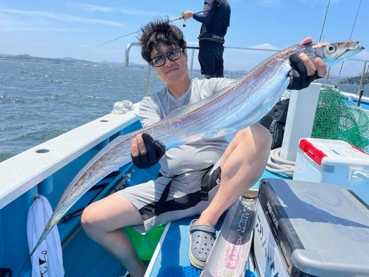 【釣果速報】東京都深川・吉野屋で良型タチウオGET！132cmの巨大ドラゴンも！？今後にも期待！｜釣りまとめアンテナ